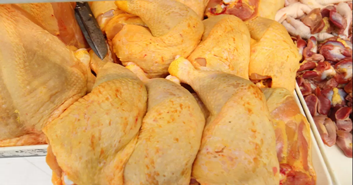 â€˜Vuelanâ€™ en mayo precios del pollo; Pechuga, Â¡a $138!